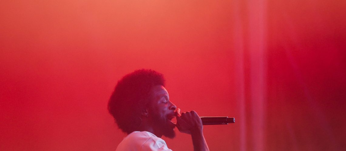Le rappeur Papillon rejoint Os Pontos Negros à l'affiche de l'Indie ...